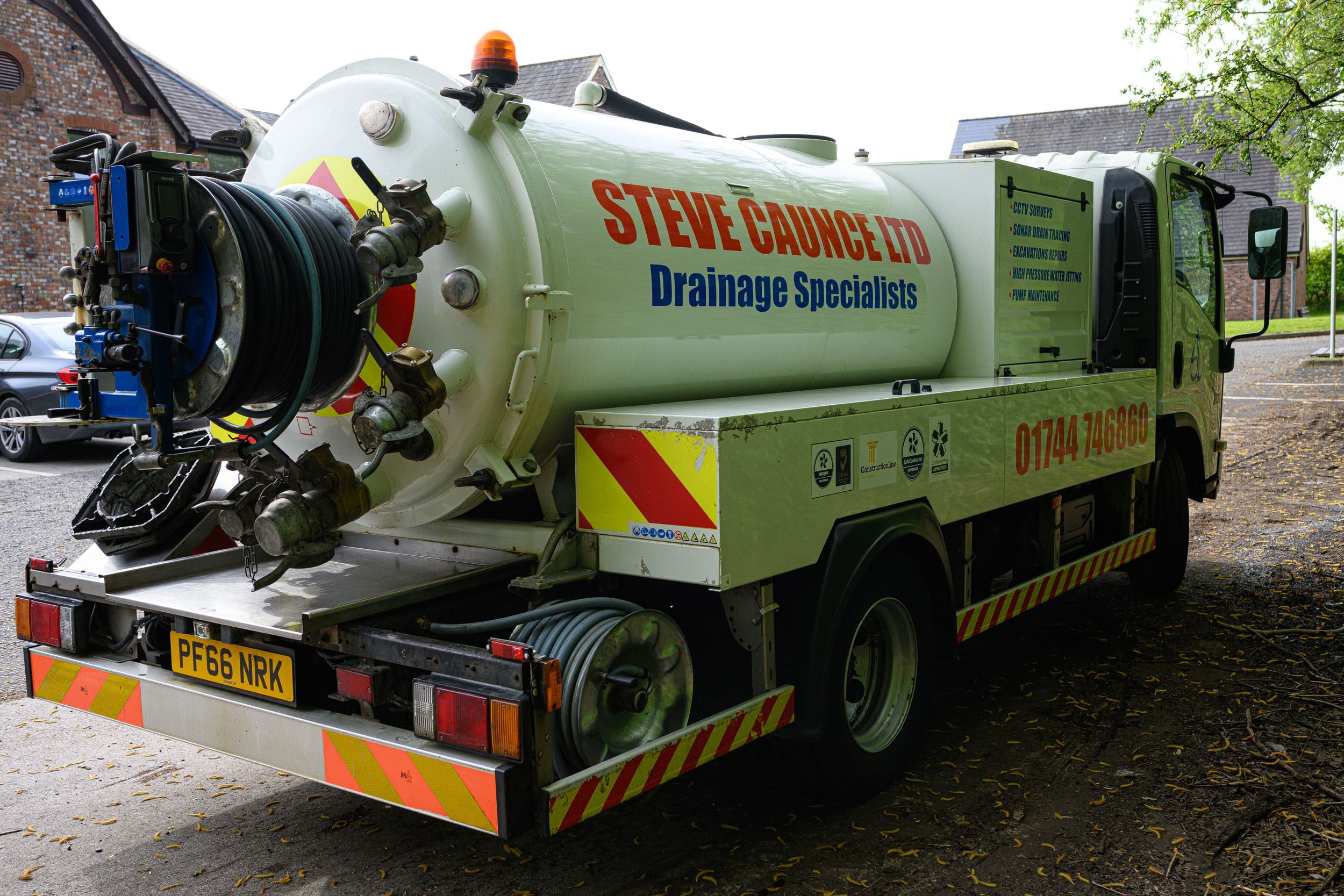 Grease Traps | Steve Caunce